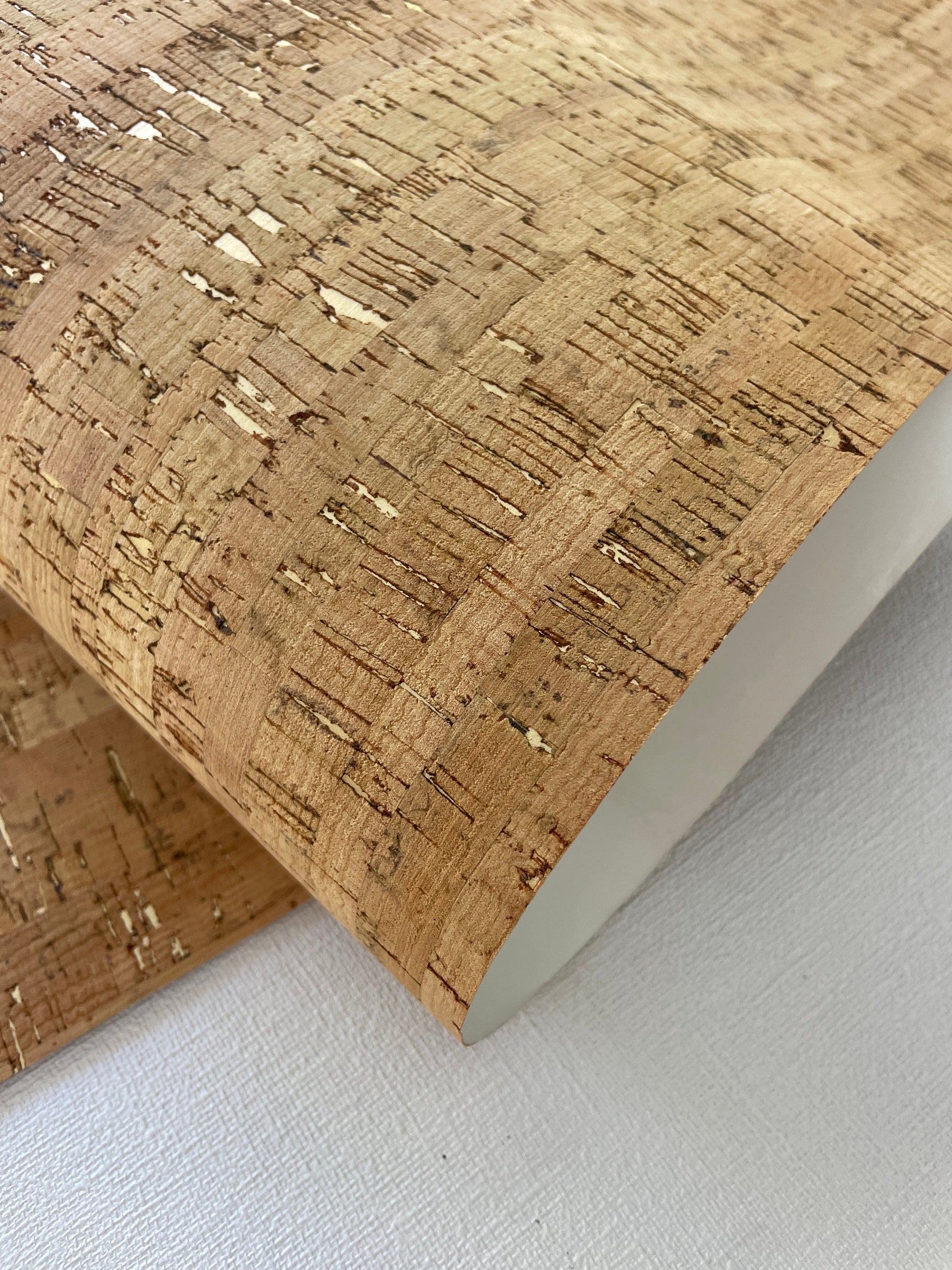 Natural Real Cork wallpaper with gold Grasscloth 48350 – California ...