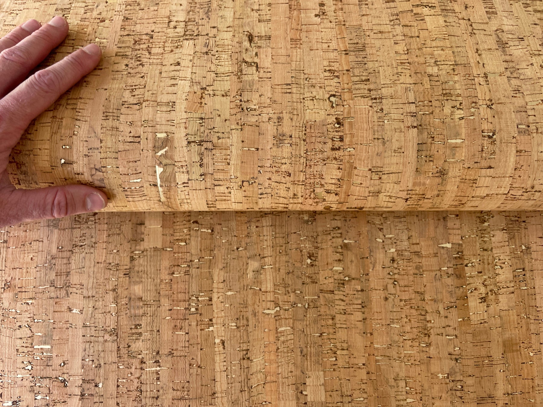 Natural Real Cork wallpaper with gold Grasscloth 48350 – California ...